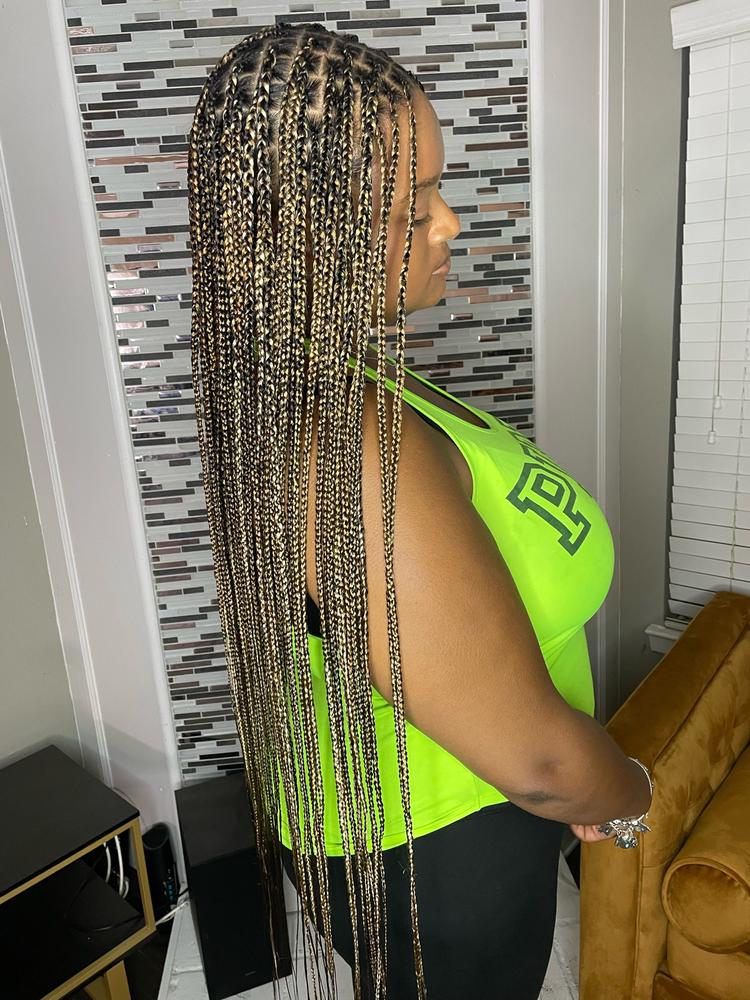 chic Braids - Image 1